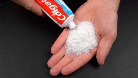 Why Combine Toothpaste with Salt?